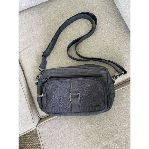 lug | Bags | Lug Carousel Womens Gray Quilted Convertible Crossbody Bag ...